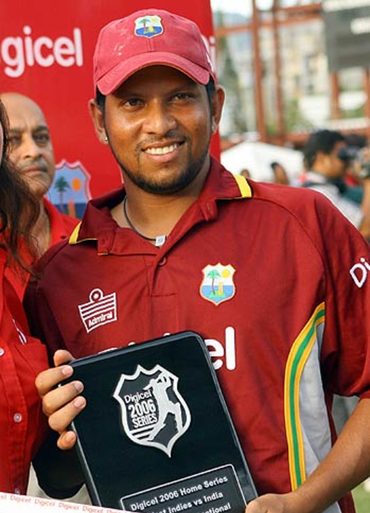 Ramnaresh Sarwan shows off his Man-of-the-Series prize | ESPNcricinfo.com