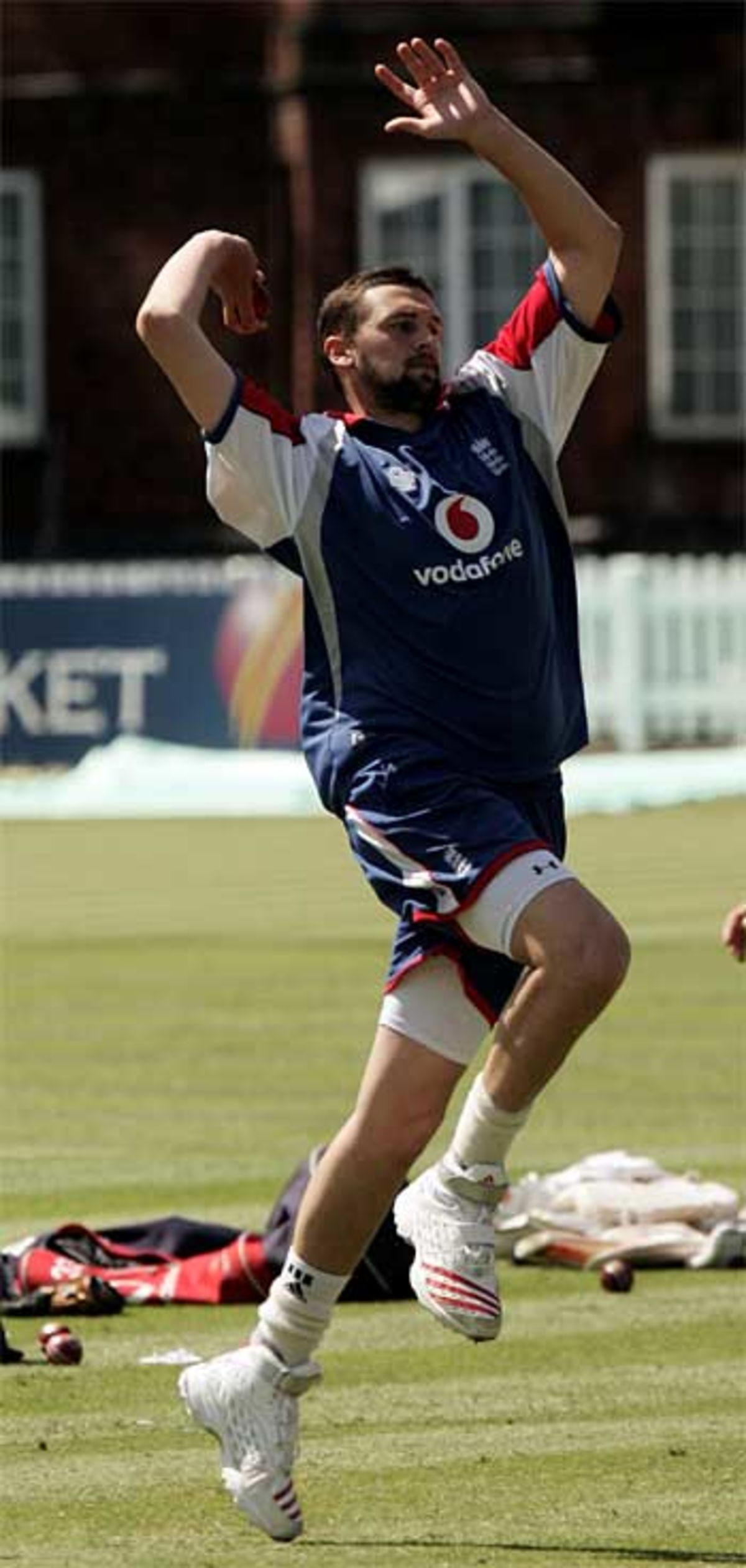 Steve Harmison goes through his paces | ESPNcricinfo.com