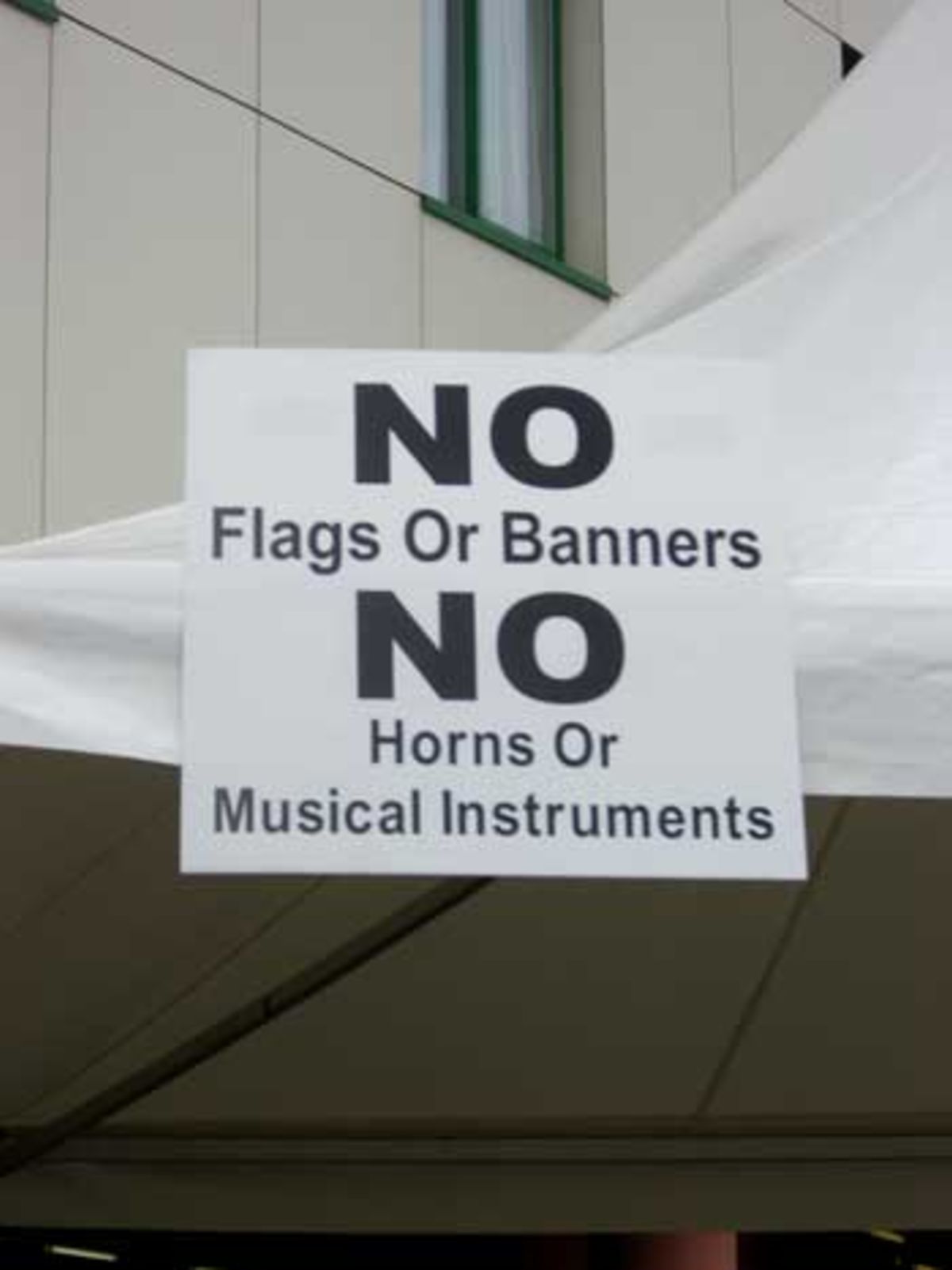 Make NO mistake - party-pooping signs at Old Trafford | ESPNcricinfo.com