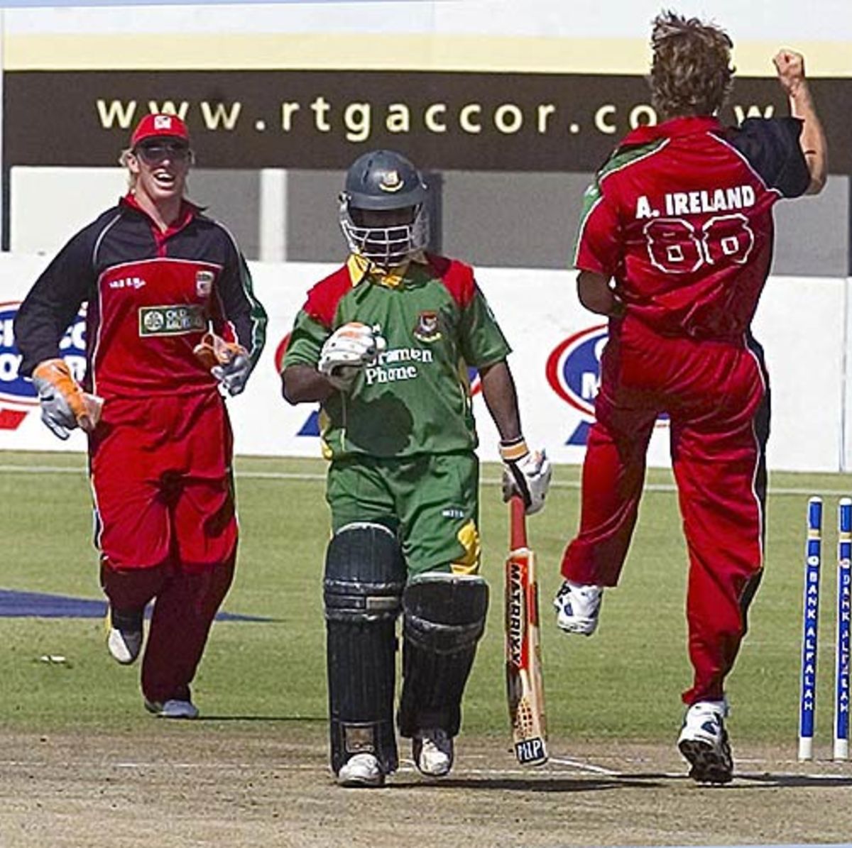 Mickey Arthur has some suggestions for Herschelle Gibbs | ESPNcricinfo.com