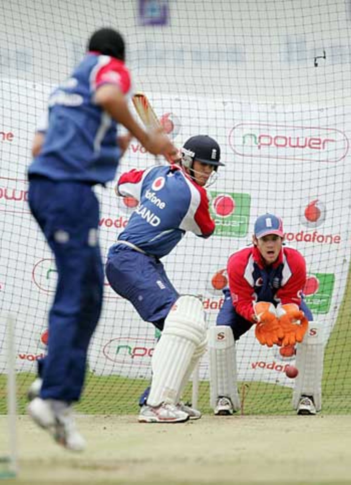 Alastair Cook bats in the nets with Chris Read for company | ESPNcricinfo.com