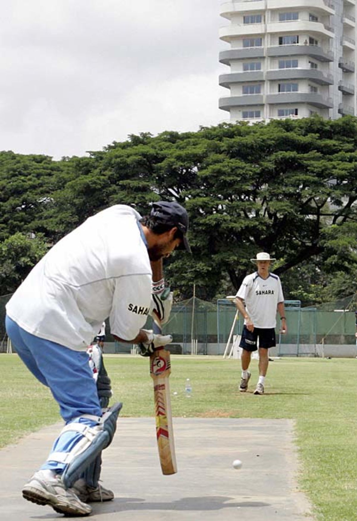 Greg Chappell watches Mohammed Kaif bat | ESPNcricinfo.com