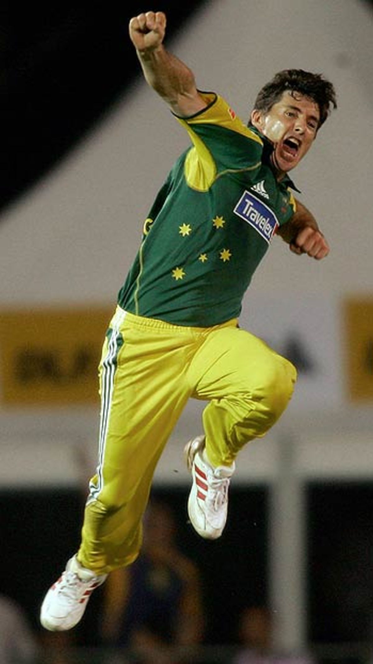Brad Hogg whoops it up after bowling Suresh Raina | ESPNcricinfo.com
