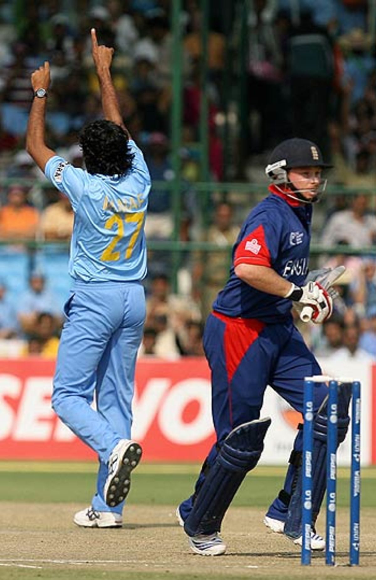 Shane Watson picks runs square of the pitch | ESPNcricinfo.com