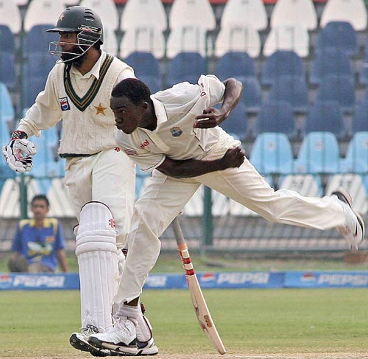 Jerome Taylor took 4 for 115 in Pakistan's first innings | ESPNcricinfo.com