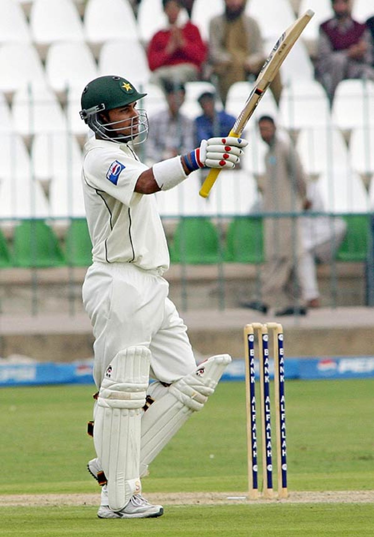 Imran Farhat celebrates his fifty | ESPNcricinfo.com