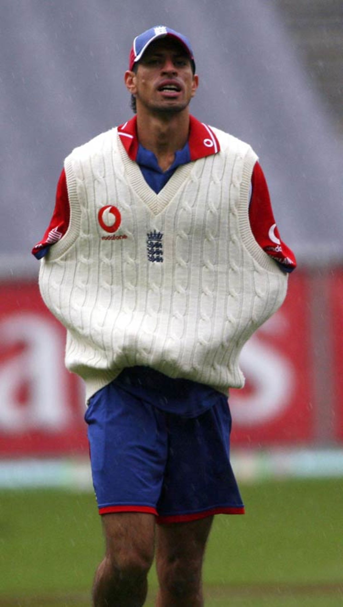 Sajid Mahmood keeps warm during the nets session | ESPNcricinfo.com