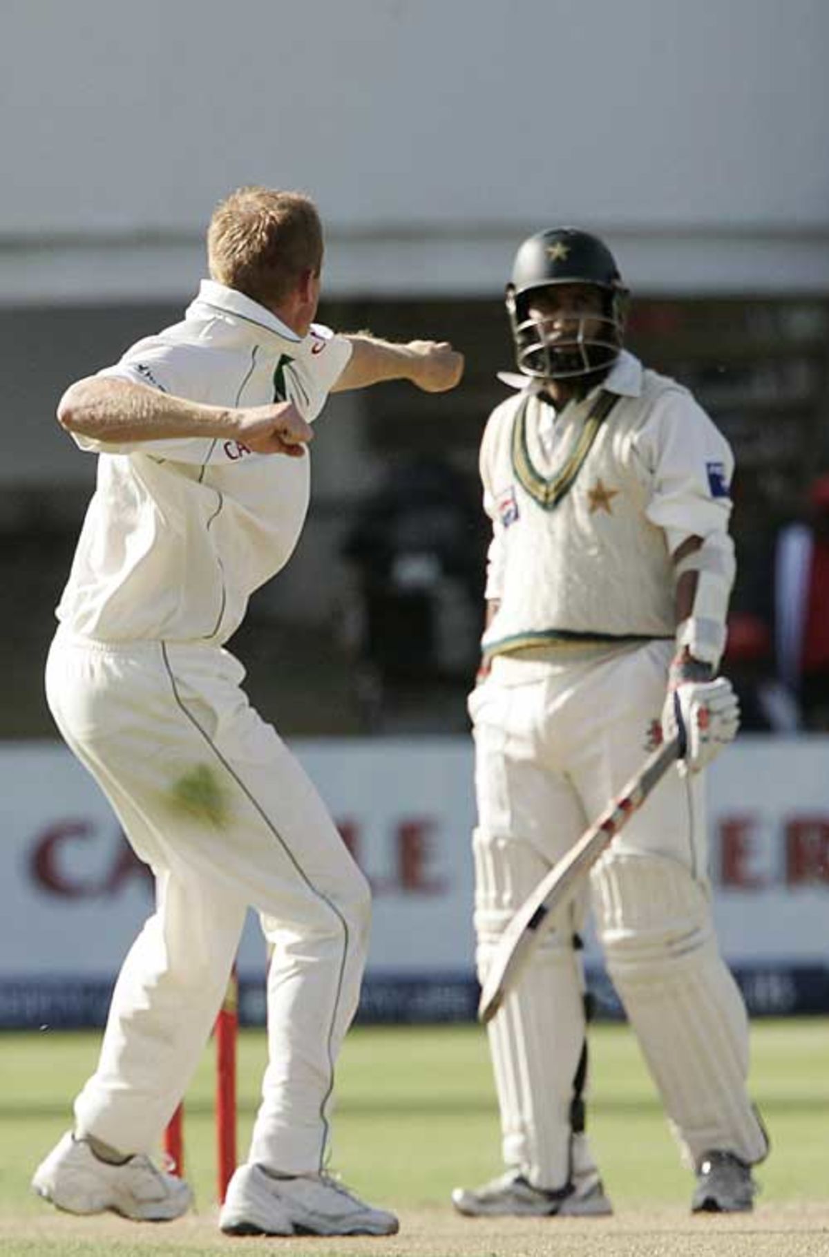 Shaun Pollock traps Mohammad Yousuf lbw | ESPNcricinfo.com