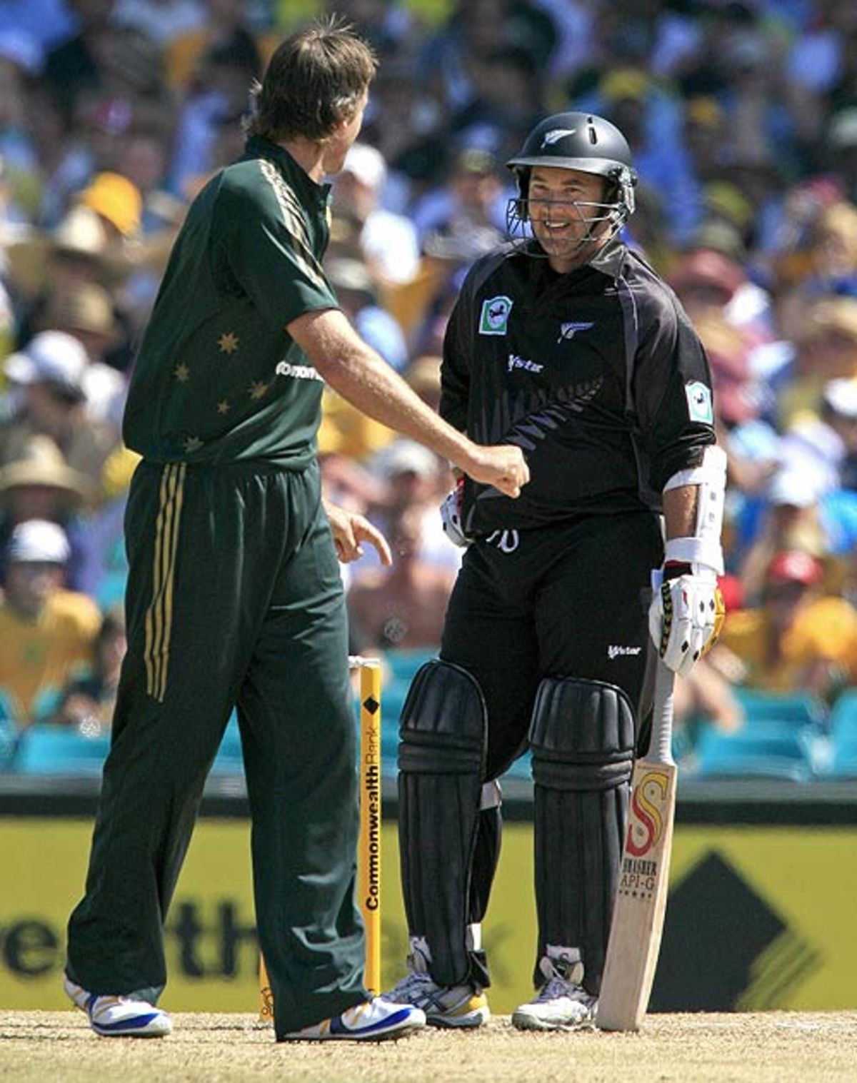 Craig McMillan blasts one past cover | ESPNcricinfo.com
