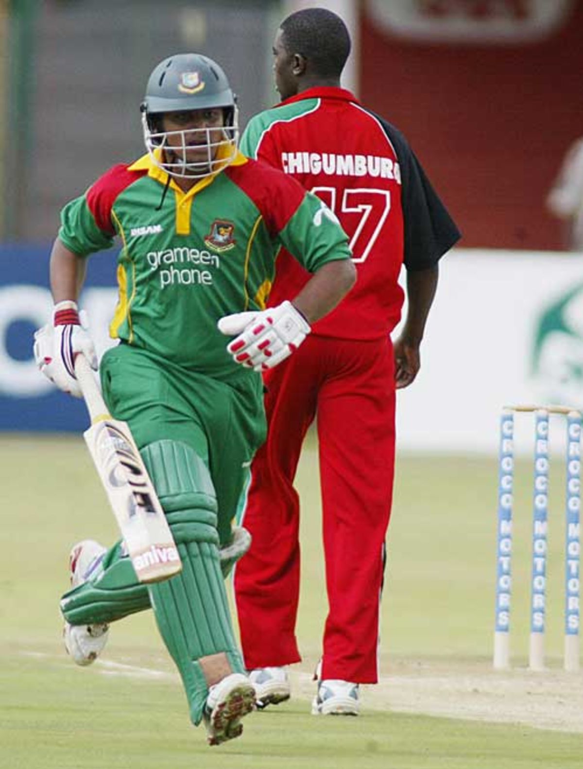 Shahriar Nafees scampers a single during his 34 | ESPNcricinfo.com