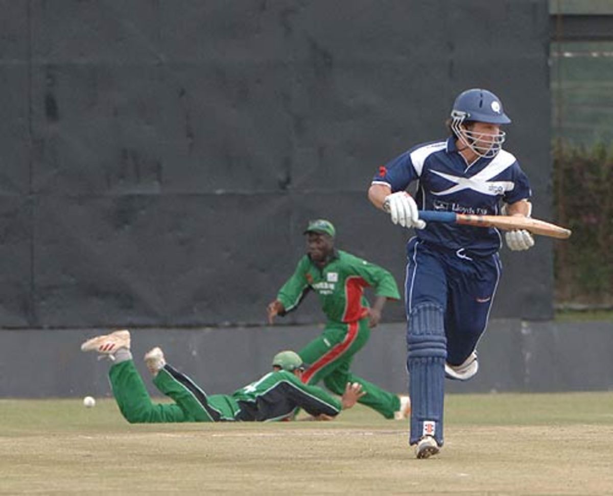 Scotland's Fraser Watts edges a chance through the slips | ESPNcricinfo.com