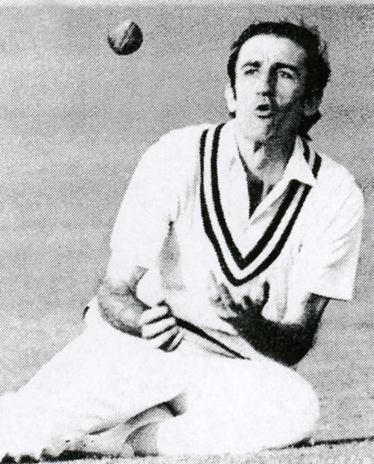 John Traicos dives to catch David Hookes | ESPNcricinfo.com