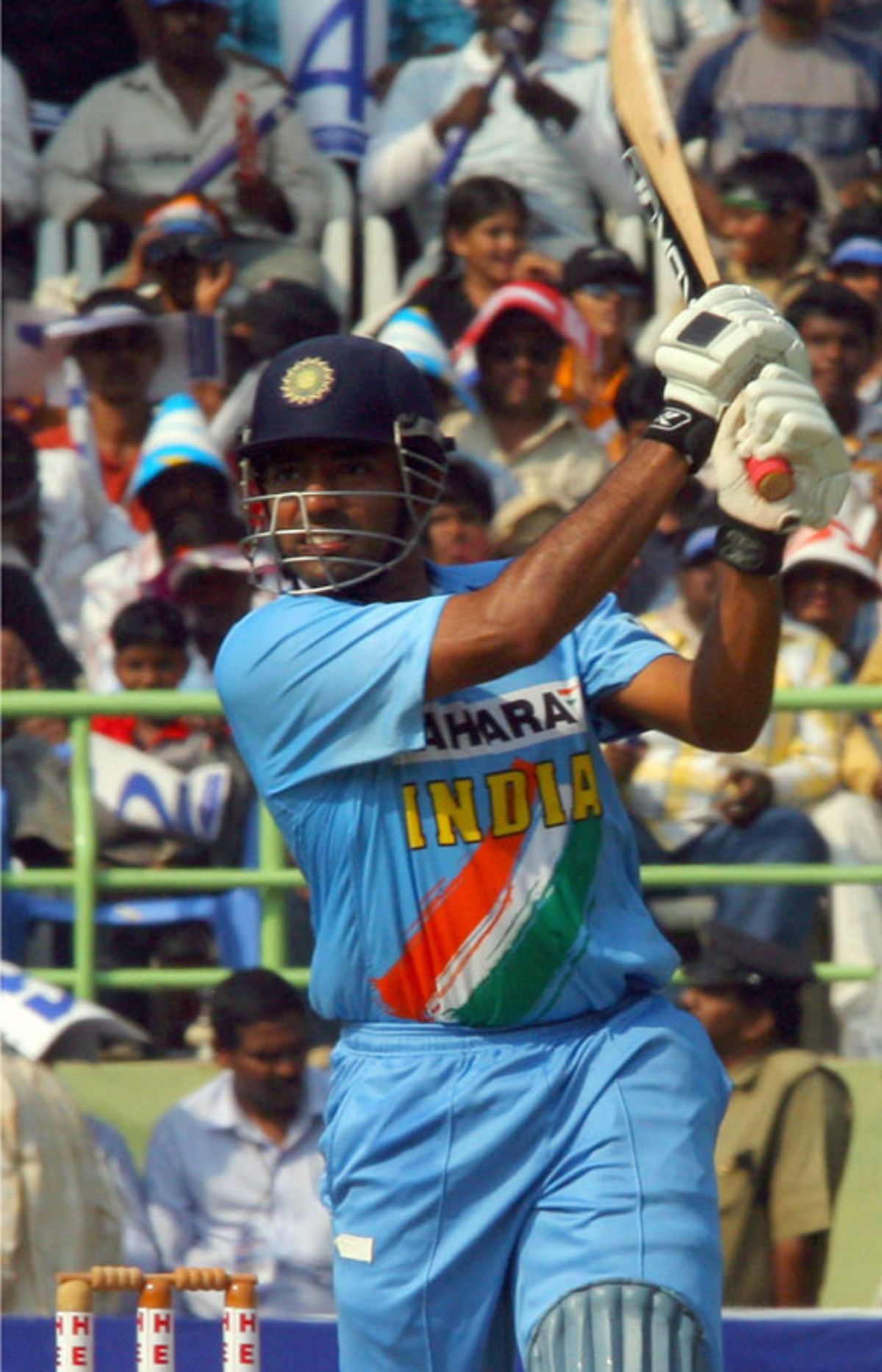 Robin Uthappa on his way to 52 | ESPNcricinfo.com