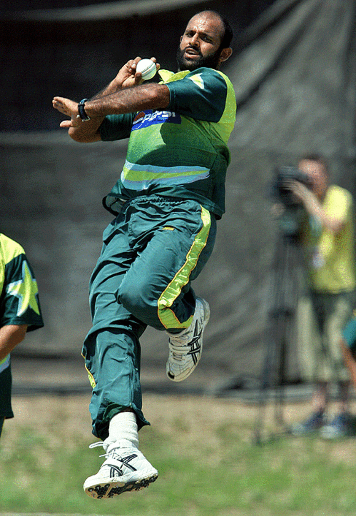 Rana Naved-ul-Hasan bowls at practice in Kingston | ESPNcricinfo.com