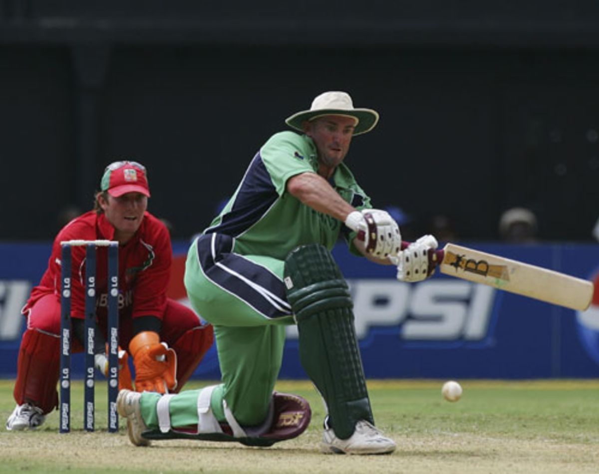 Jeremy Bray sweeps on the way to his century | ESPNcricinfo.com