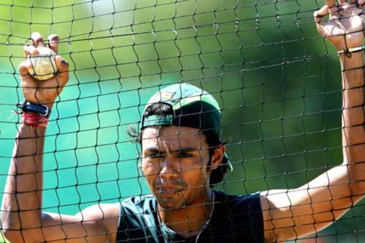 Danish Kaneria at Pakistan's net practice in Kingston | ESPNcricinfo.com