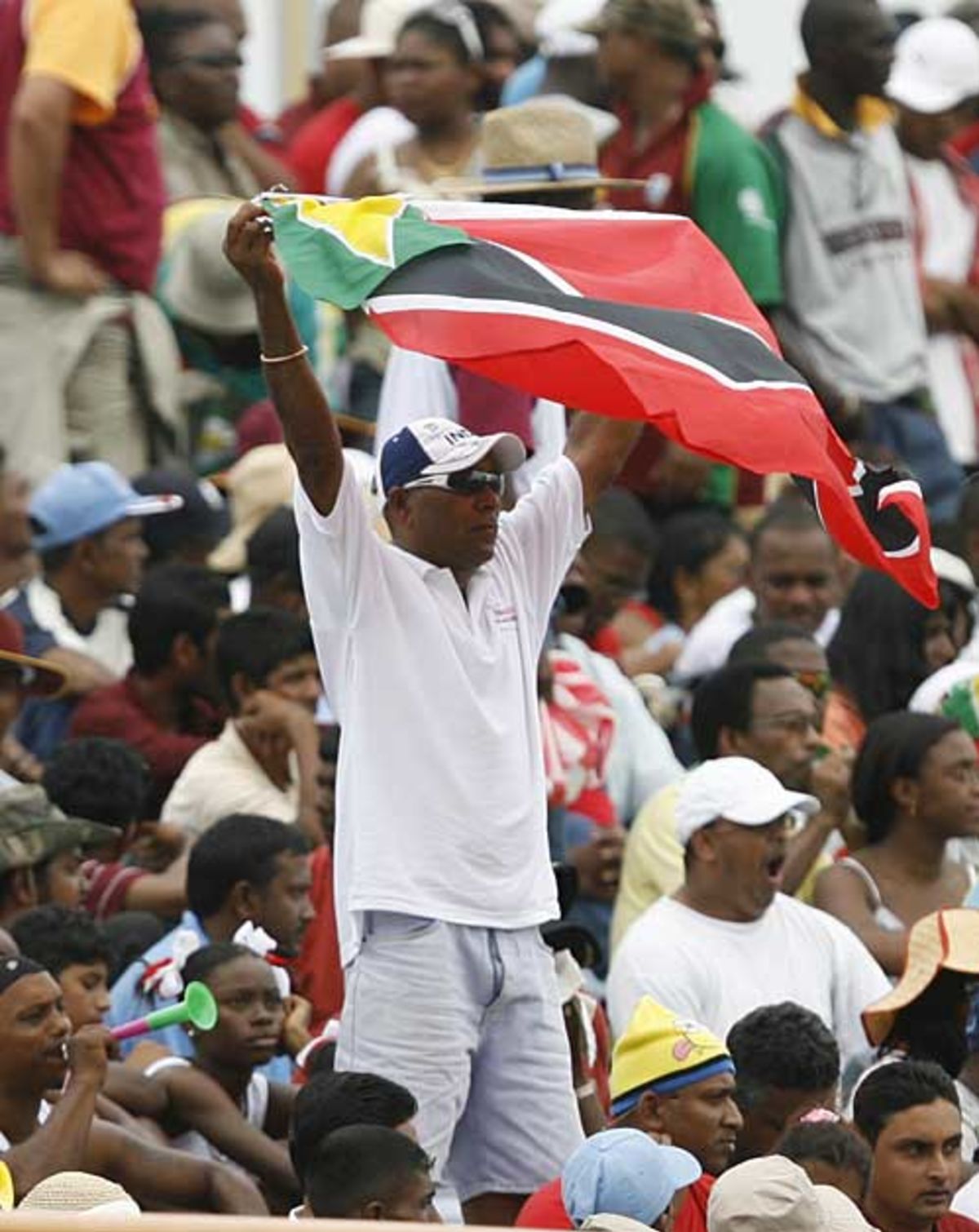 Brian Lara is brilliantly stumped by Kumar Sangakkara | ESPNcricinfo.com