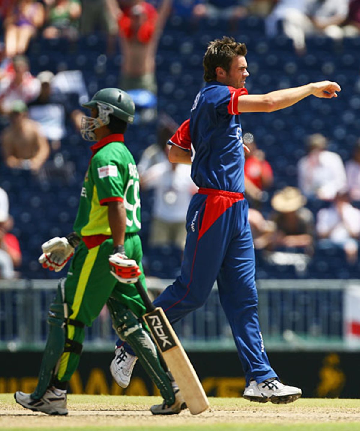 James Anderson celebrates the wicket of Mohammad Ashraful ...