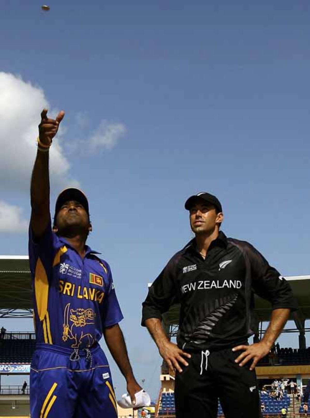 Bangladesh fans sign what is reportedly the world's longest bat (70 ...