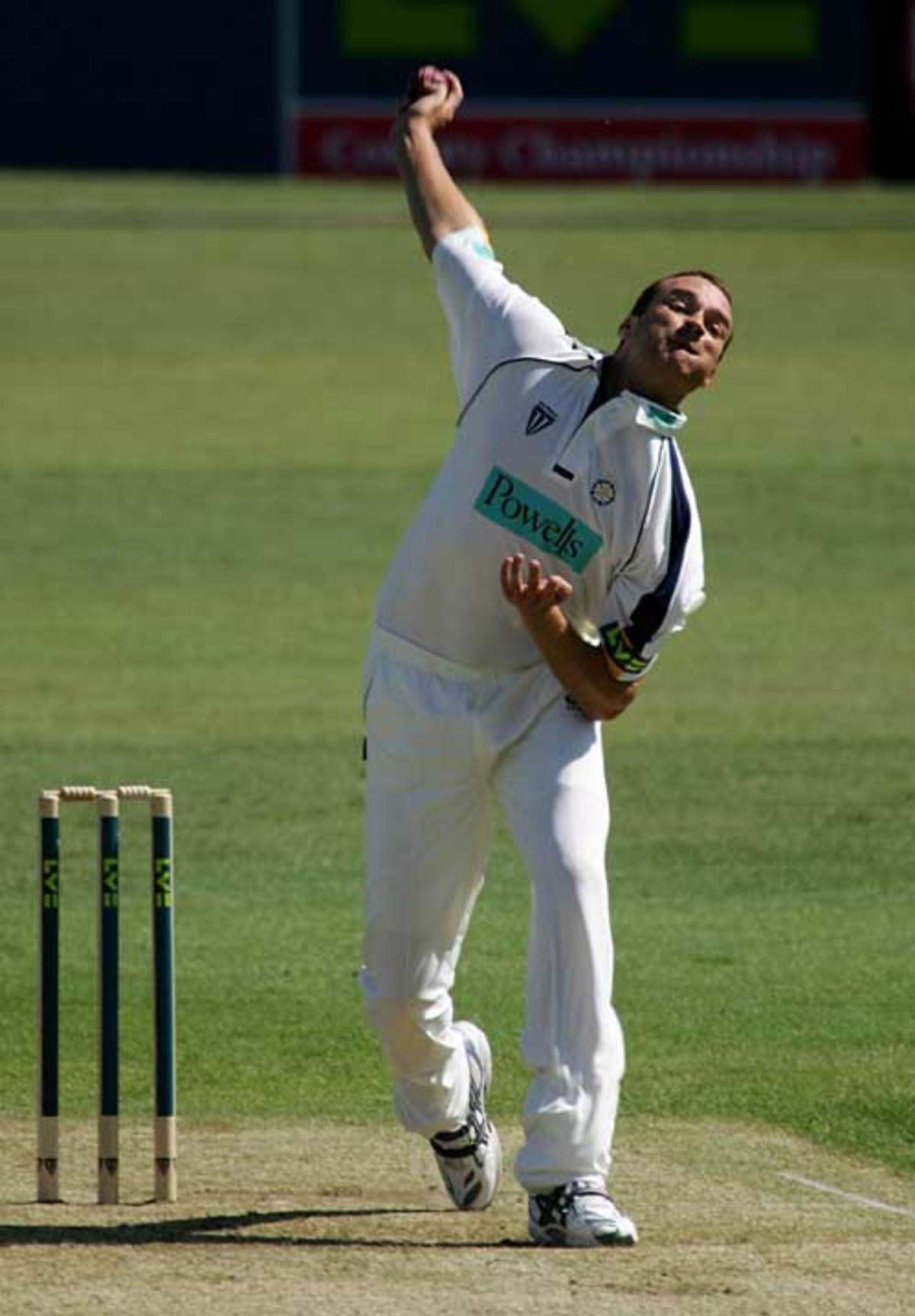 Stuart Clark in action on his Hampshire debut | ESPNcricinfo.com