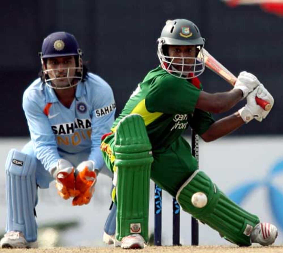 Aftab Ahmed looks to sweep | ESPNcricinfo.com