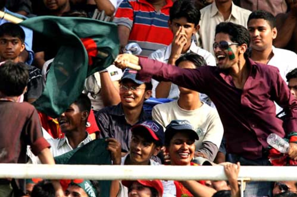 Bangladesh fans enjoy the weekend match | ESPNcricinfo.com