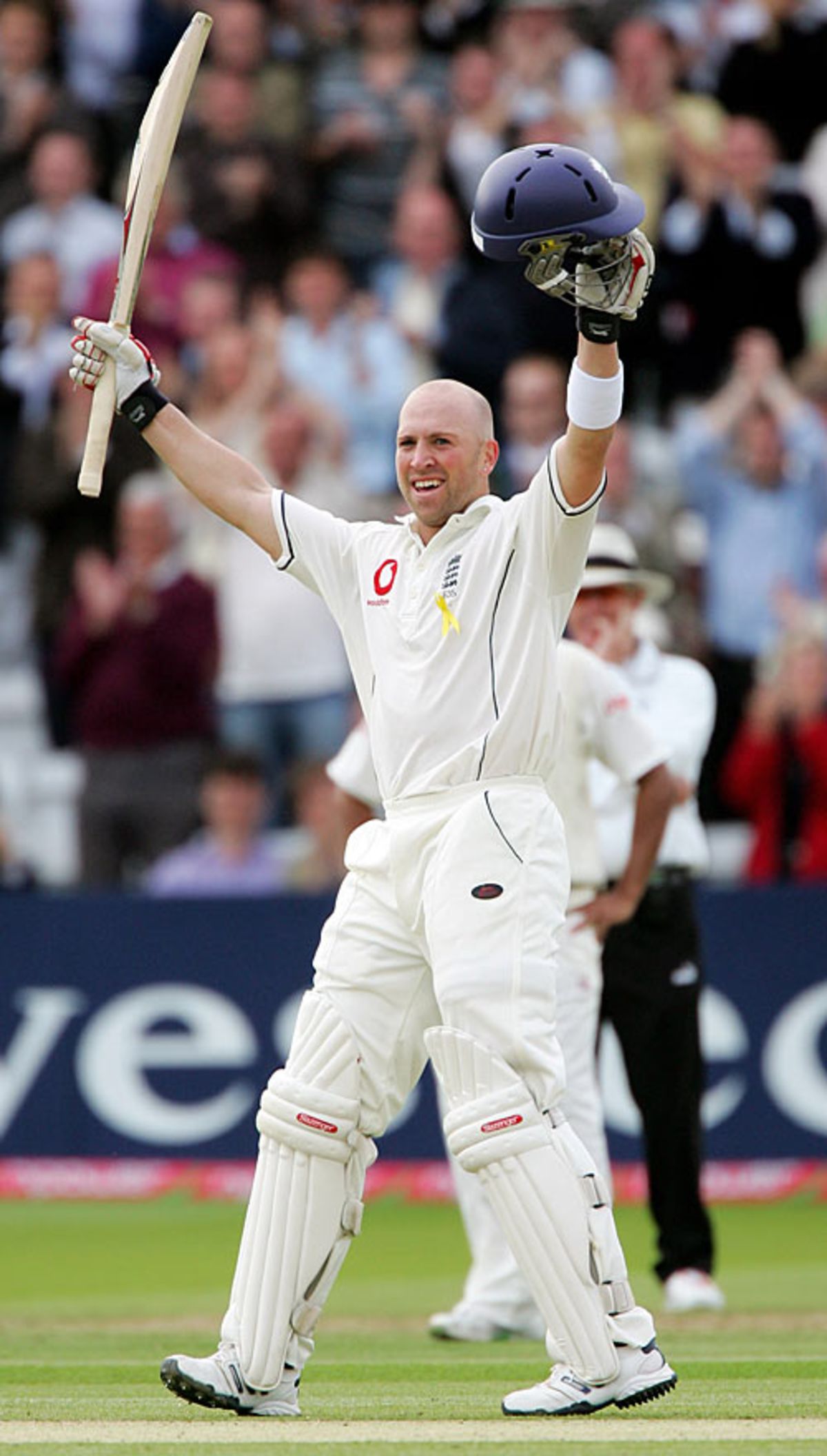 Matt Prior pulls strongly behind square | ESPNcricinfo.com