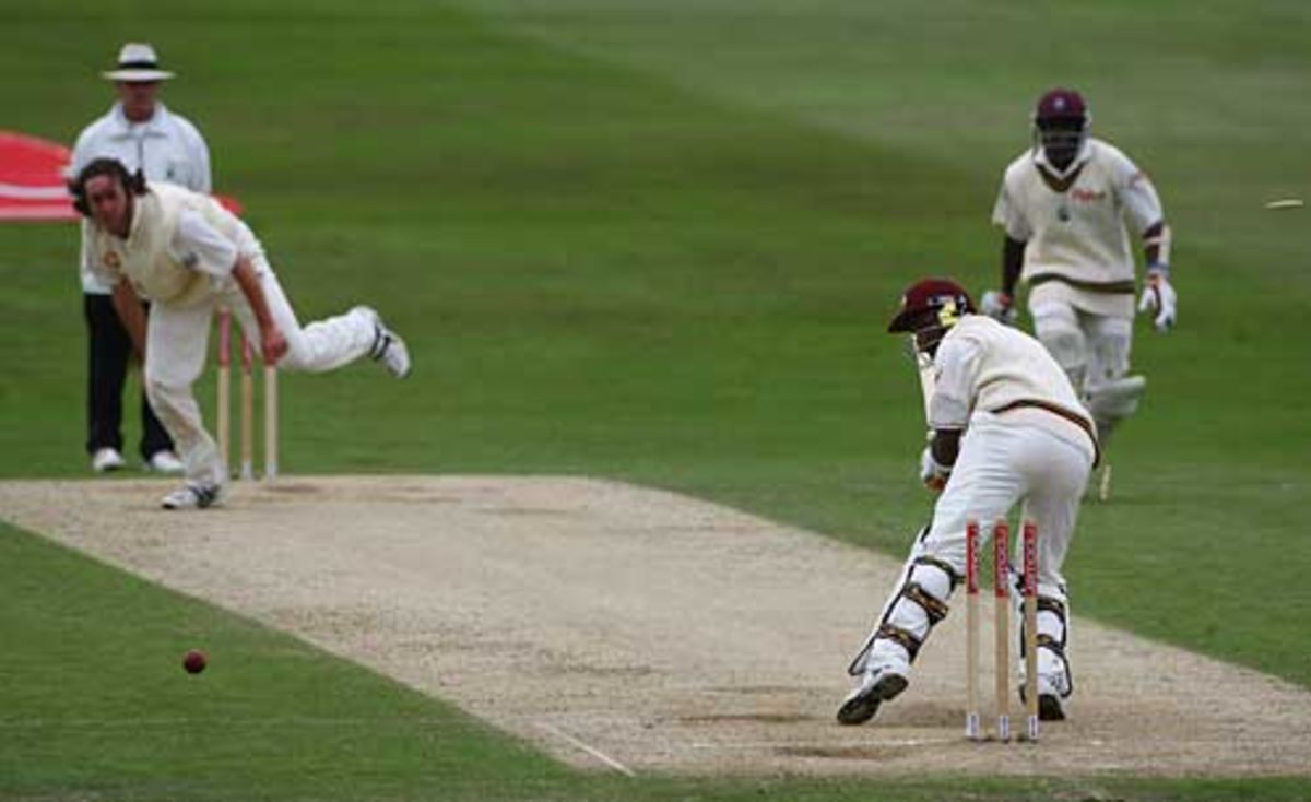 Dwayne Bravo is bowled round his legs by Ryan Sidebottom | ESPNcricinfo.com