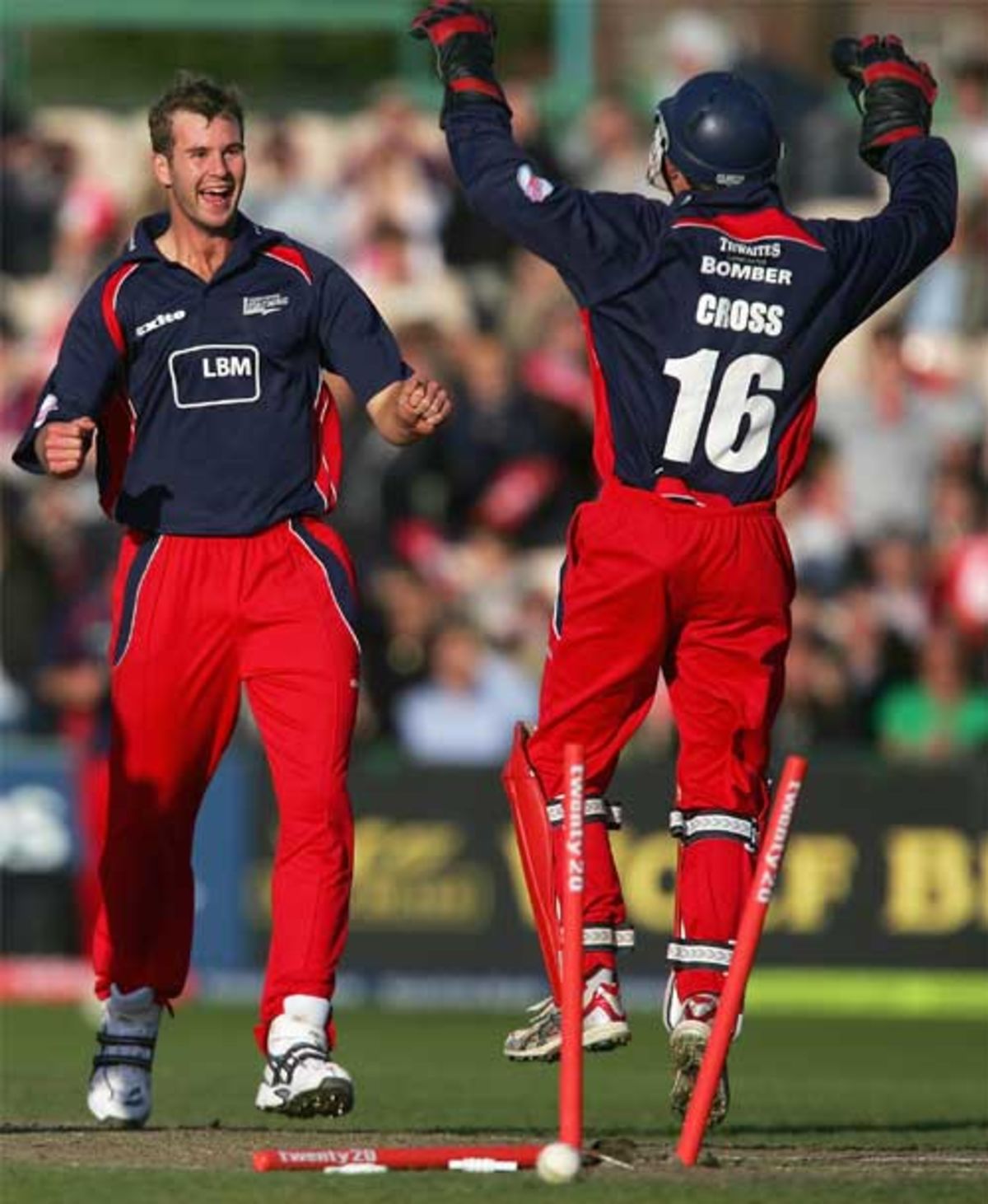 Tom Smith did the damage with the ball for Lancashire | ESPNcricinfo.com
