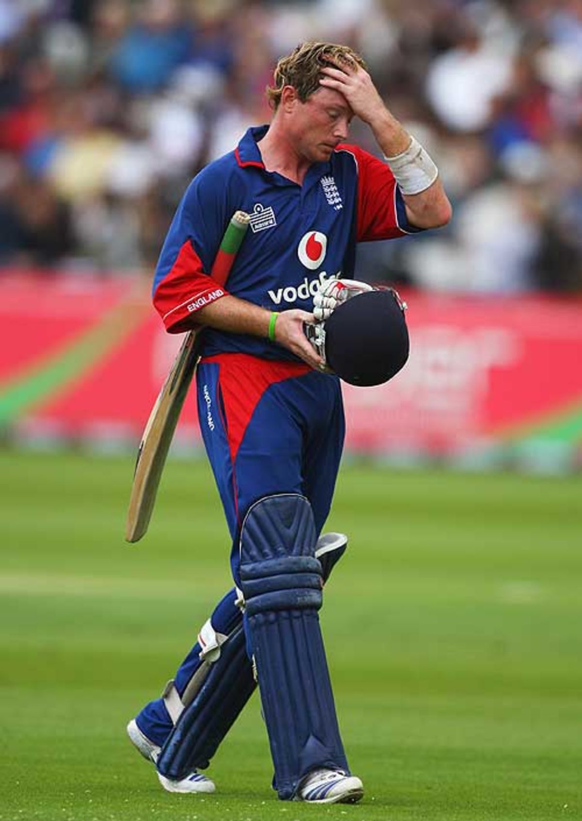 Ian Bell rues the mix-up that led to him being run out for 56 ...