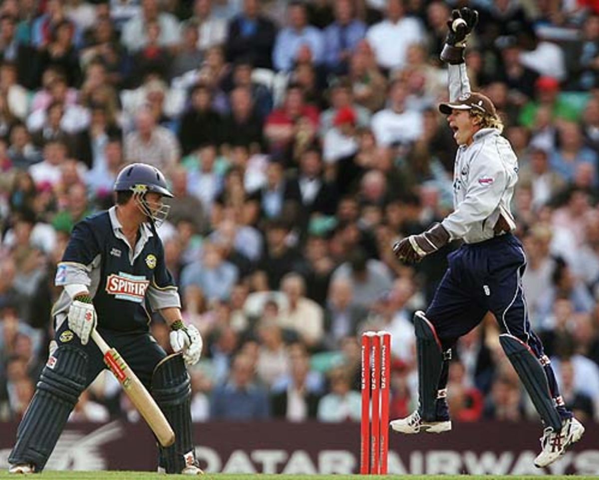 Jonathan Batty snaps up Matt Walker | ESPNcricinfo.com