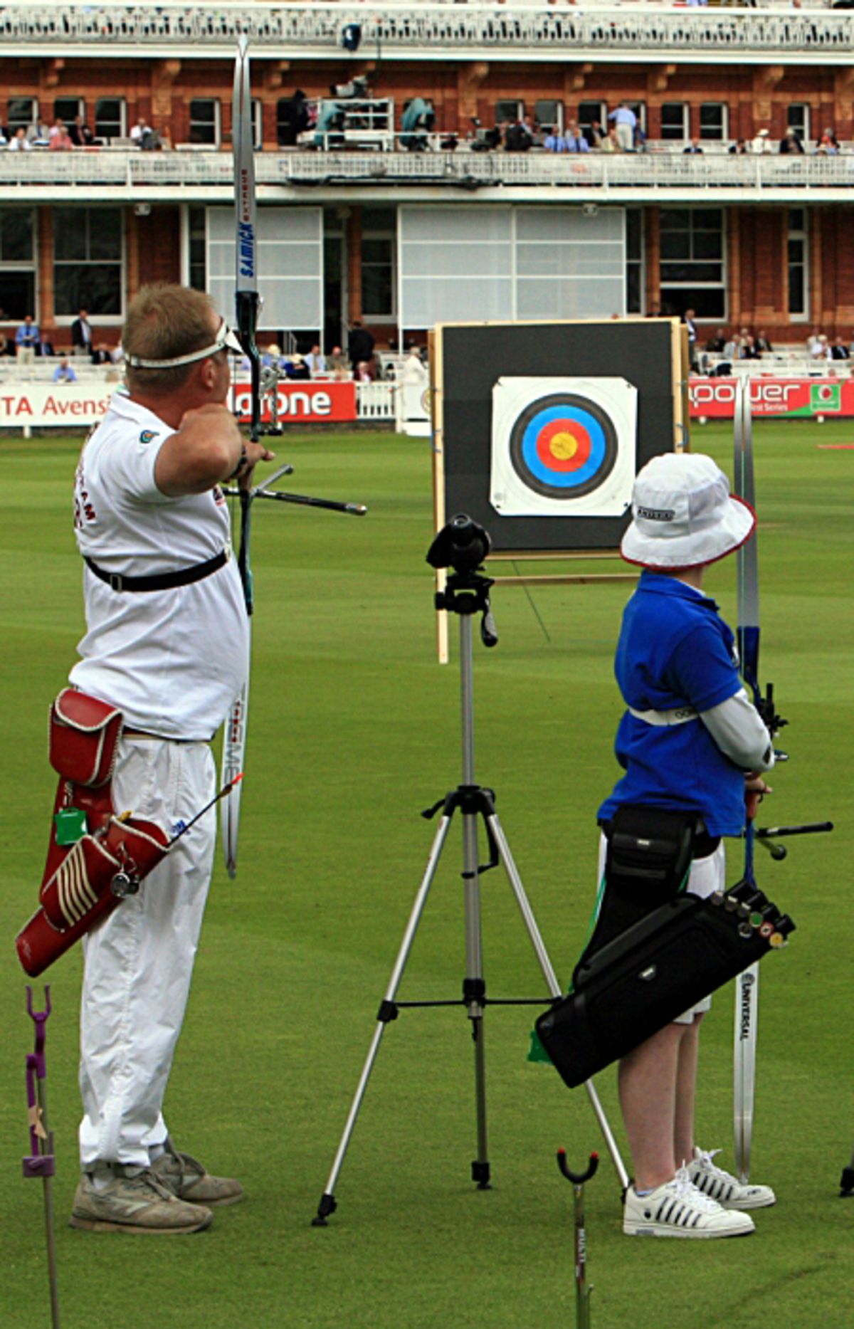 Neil Dexter hooks during his 86 | ESPNcricinfo.com