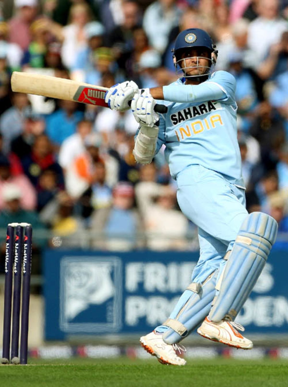 Sachin Tendulkar steers one through the off side | ESPNcricinfo.com