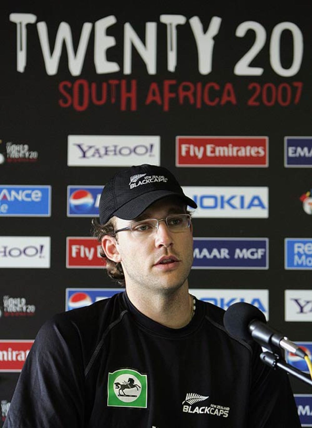 Daniel Vettori attends a press conference | ESPNcricinfo.com