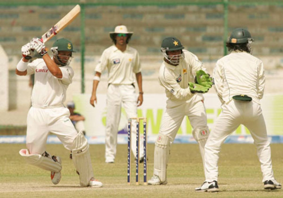 Ashwell Prince cuts on his way to 45 | ESPNcricinfo.com