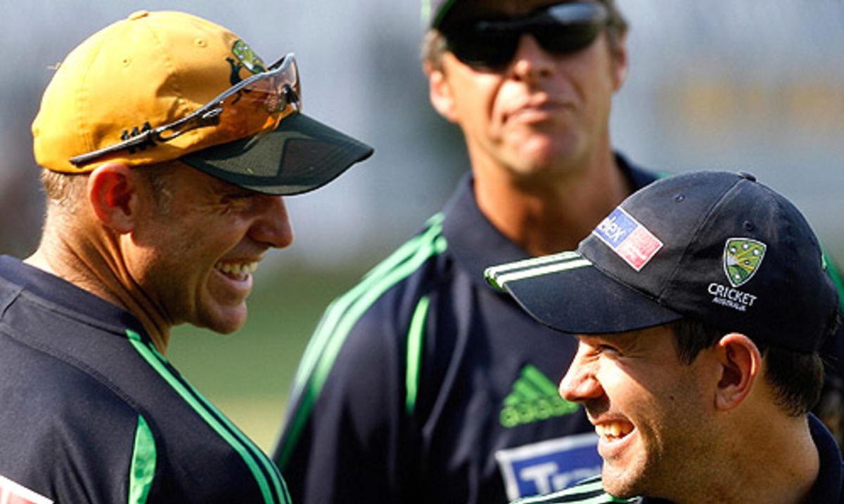 Matthew Hayden and Ricky Ponting share a laugh | ESPNcricinfo.com