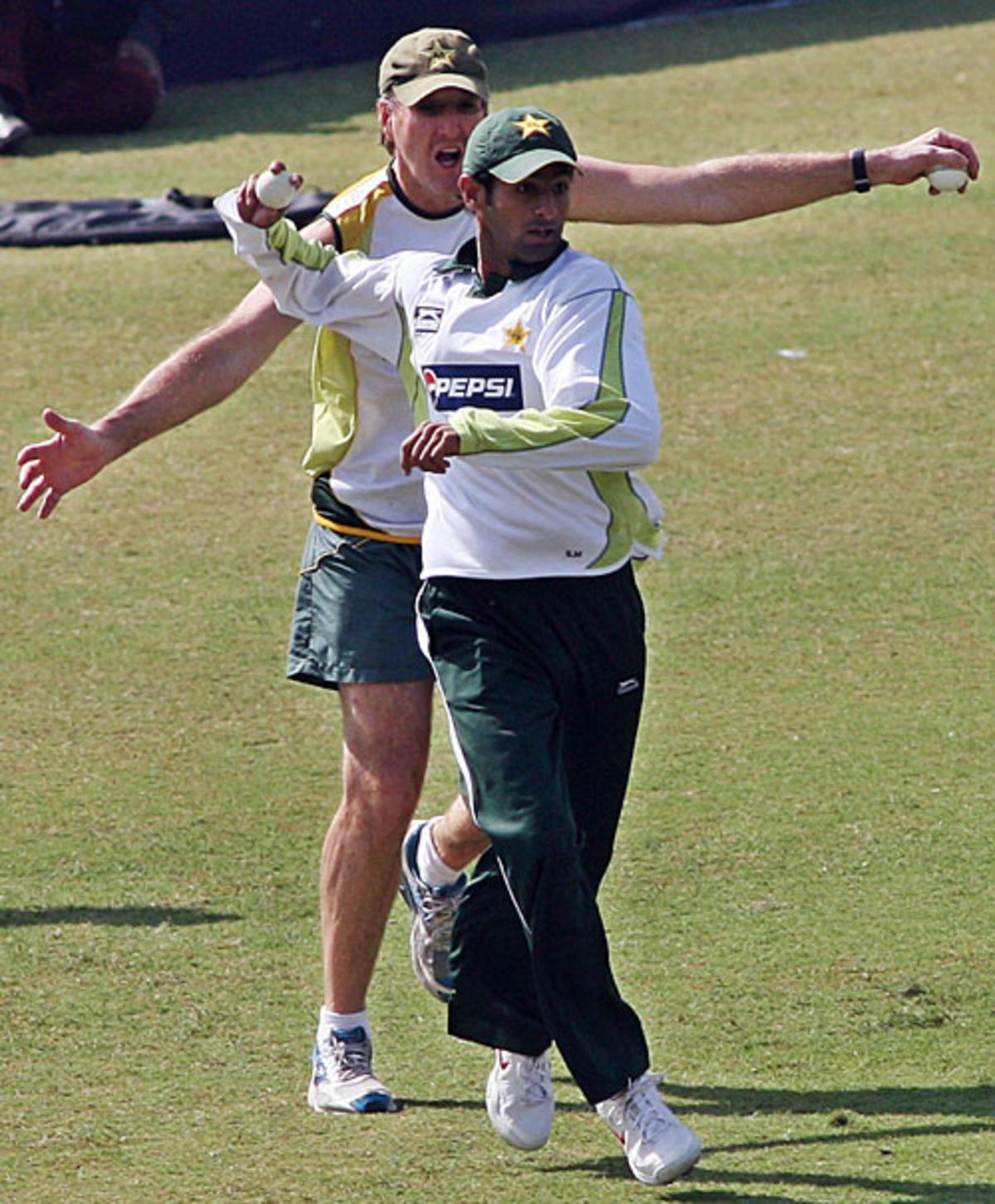 Shoaib Akhtar returns to the Pakistan side for the final ODI against ...