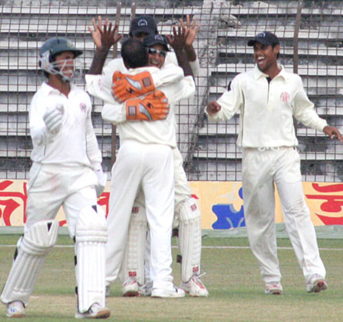 Rajshahi players celebrate the wicket of Mohammad Ashraful | ESPNcricinfo.com