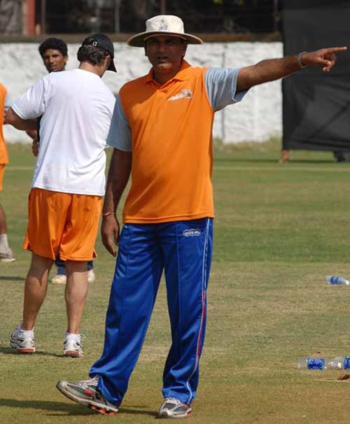 Rajesh Chauhan shouts out instructions during practice | ESPNcricinfo.com