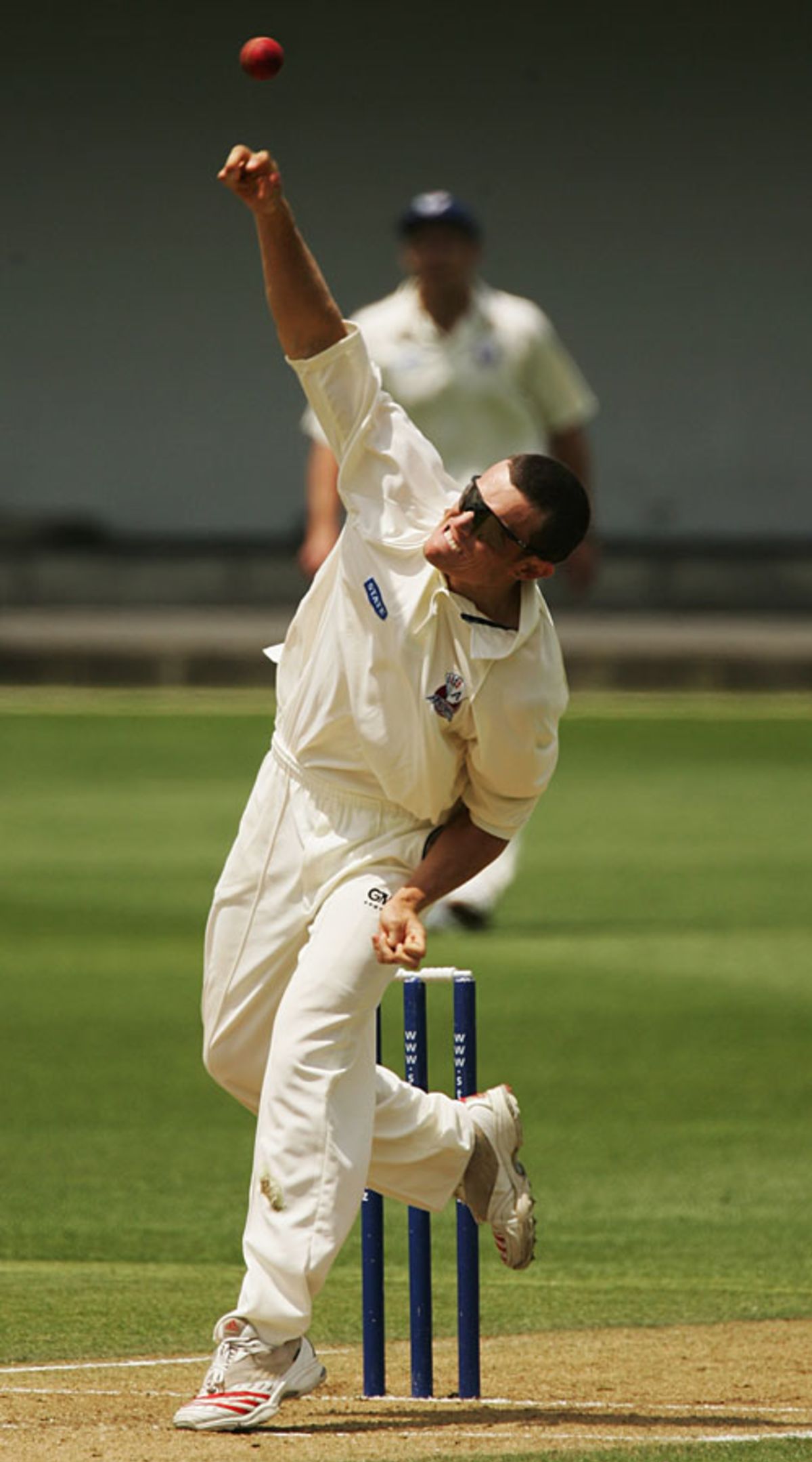 Rob Nicol gives one a rip as he searches for wickets | ESPNcricinfo.com