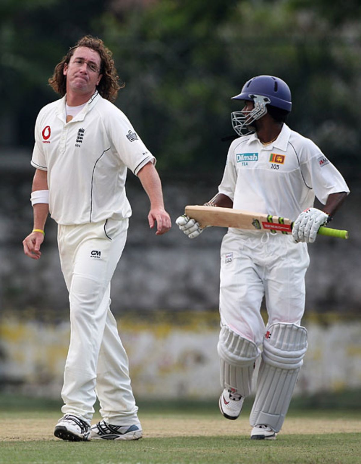 Ryan Sidebottom rues another boundary | ESPNcricinfo.com