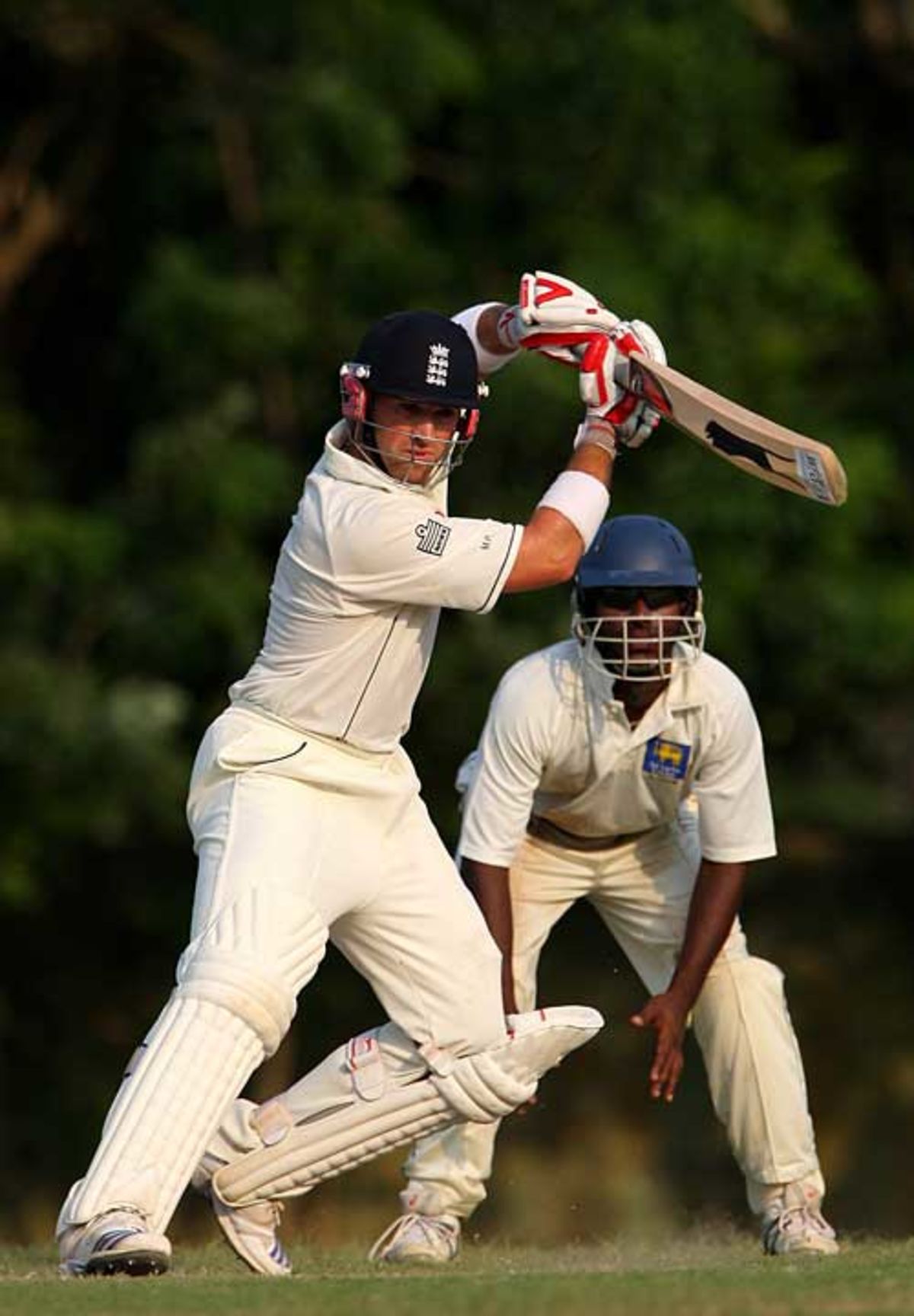 Matt Prior hurried England towards their target | ESPNcricinfo.com