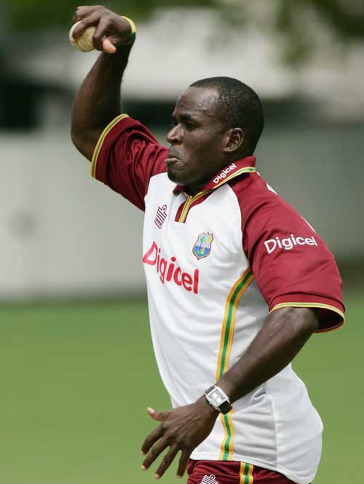 Rawl Lewis practises his legspin | ESPNcricinfo.com