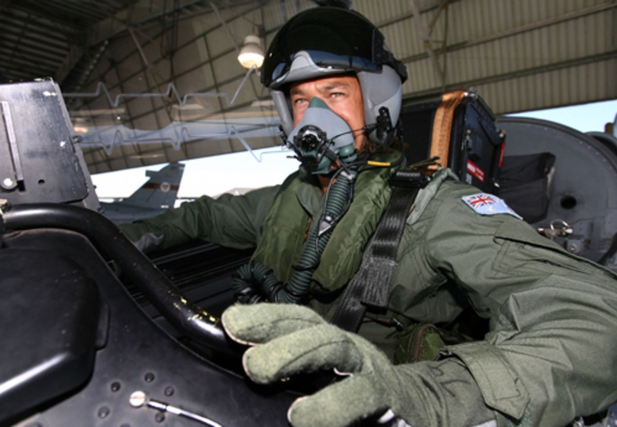 Andrew Symonds prepares to take off in a fighter jet | ESPNcricinfo.com