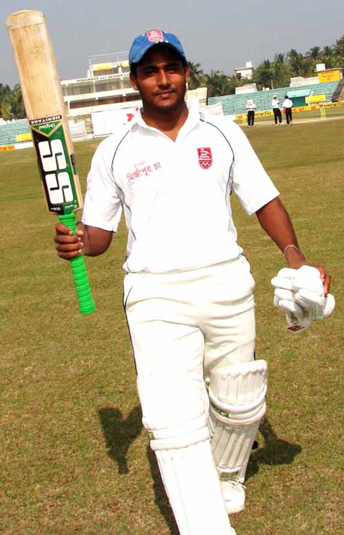 Syed Rasel dislocated his left collar bone while fielding ...