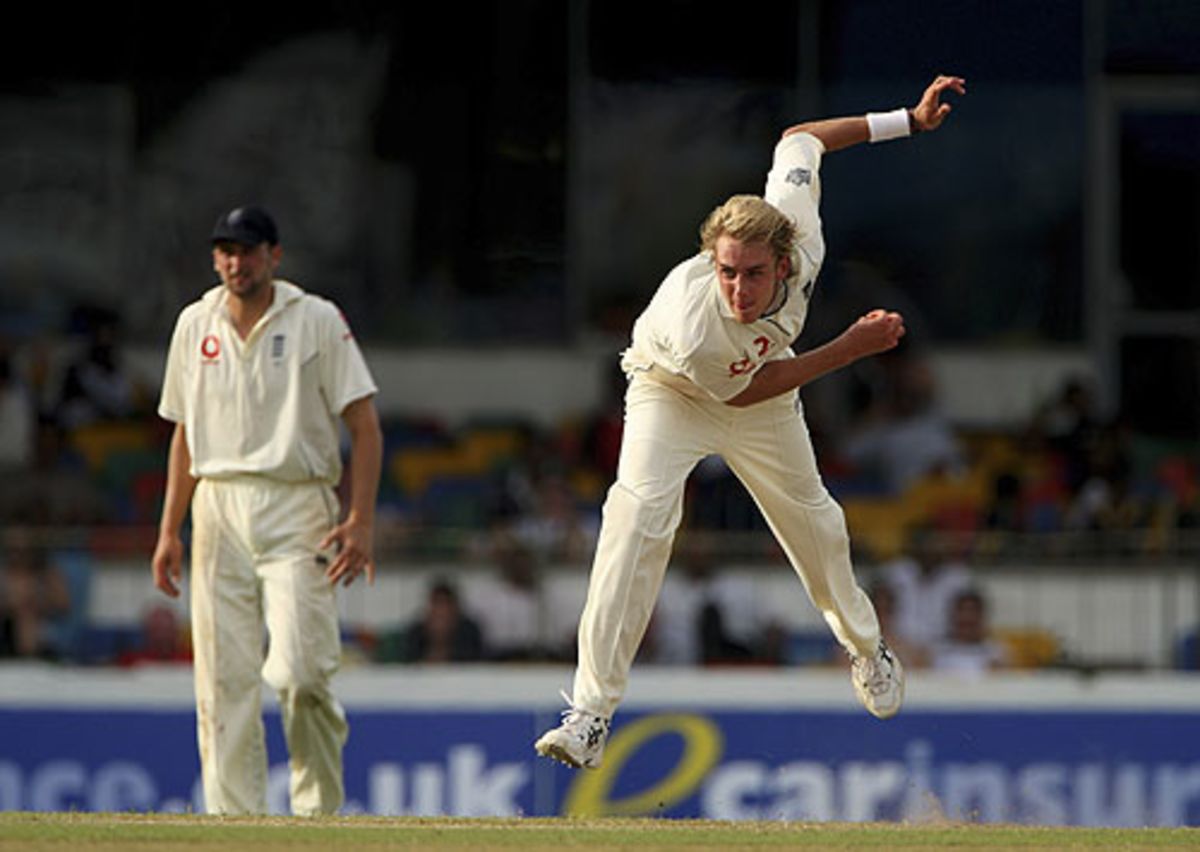 Stuart Broad in action on his Test debut | ESPNcricinfo.com