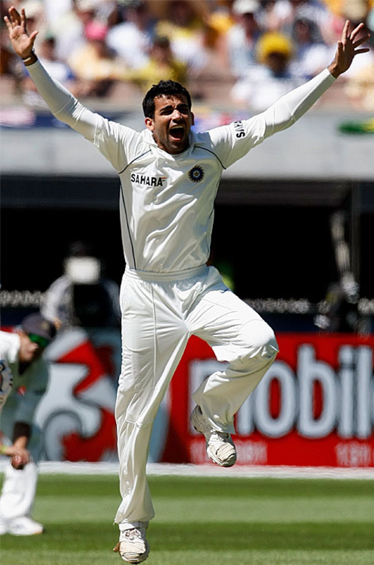 Zaheer Khan Bowled Well Without Reward On The Opening Morning 