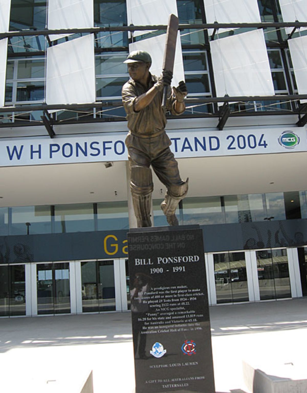 A statue of Bill Ponsford outside the WH Ponsford Stand at the MCG ...