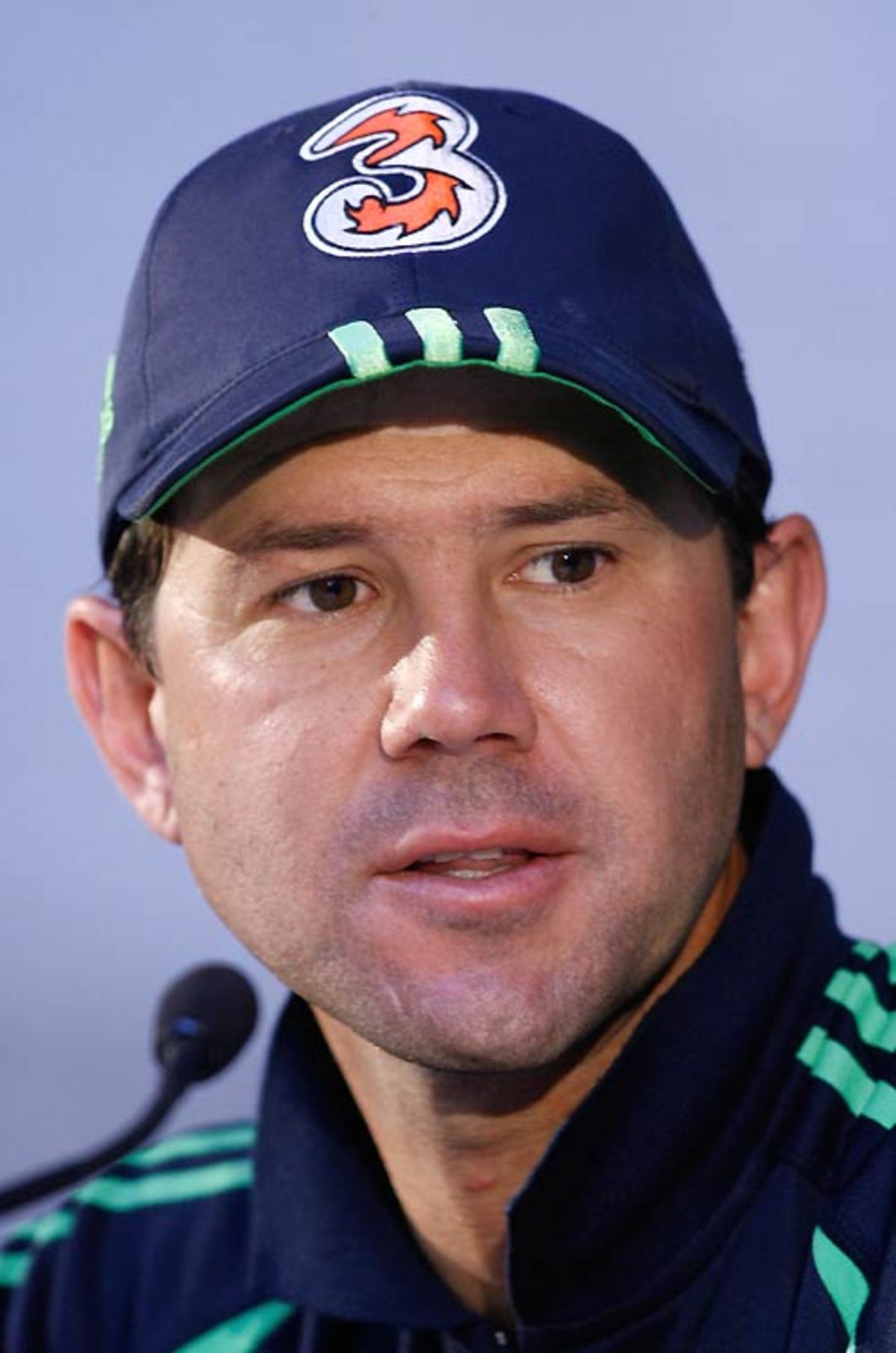 Phil Jaques practices the sweep in the nets | ESPNcricinfo.com