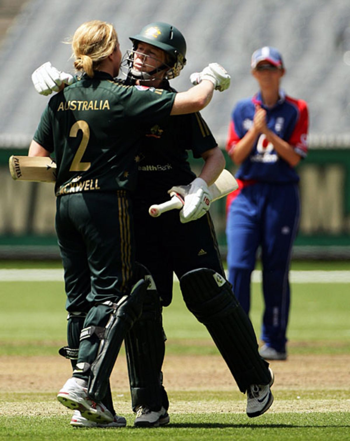 Alex Blackwell sweeps on her way to 101 | ESPNcricinfo.com